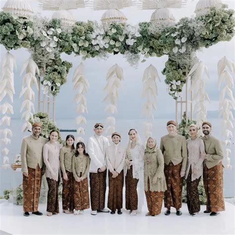 6 Potret BCL dan Tiko Bareng Keluarga Besar, Makin Lengkap karena The ...