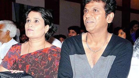 Geetha Shivaraj Kumar Kumar Bangarappa S Bangarappa Madhu Bangarappa Dr Rajkumar