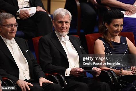 We Moerner Photos And Premium High Res Pictures Getty Images