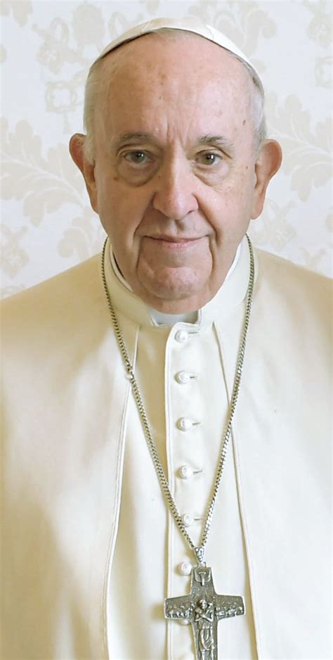 Espacios Plurales Para Qué Sirven Los Papas Católicos