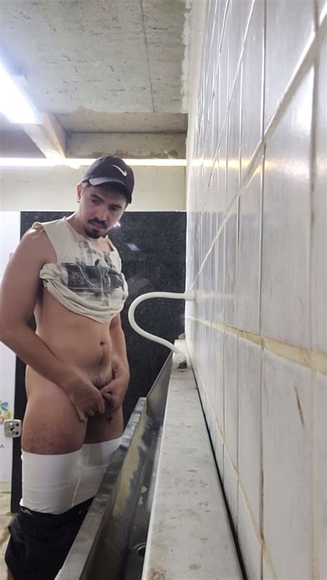 Public Piss Filming