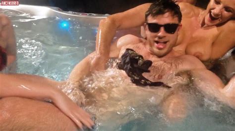 Naked Mandy Flores In Use Me