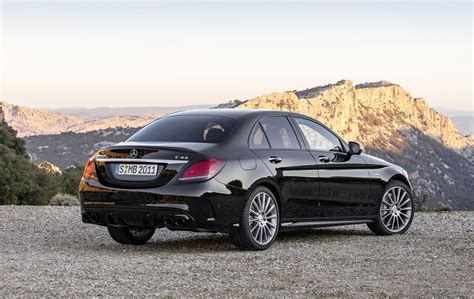New Mercedes C Class 2018 Facelifted Amg C43 Coupe And Cabrio Arrive
