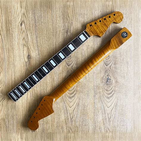 Jazzmaster Compatible Rosewood And Roasted Flame Maple Guitar Neck