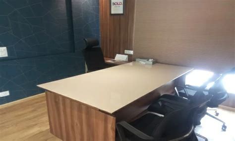 Containerized Structure Palm Drive