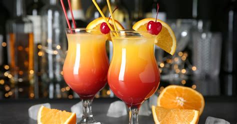 Sex on the beach así se hace el cóctel más buscado en Google Revista Mia