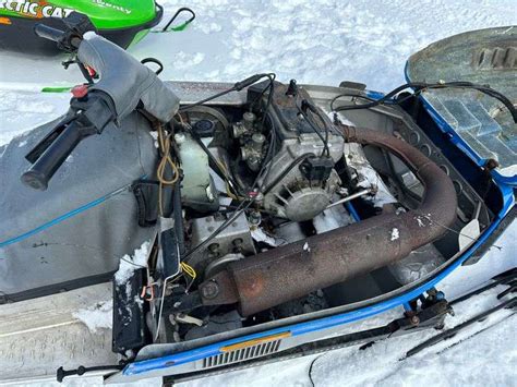 Polaris Indy Sport 300 Snowmobile 5870 Miles Cracked Windshield Recoil Needs Work Rides And
