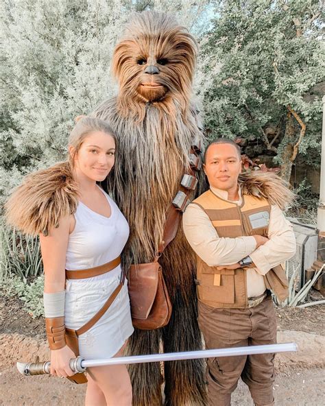 Big Album Of Disney Hotness Rhotgirlsatdisneyland