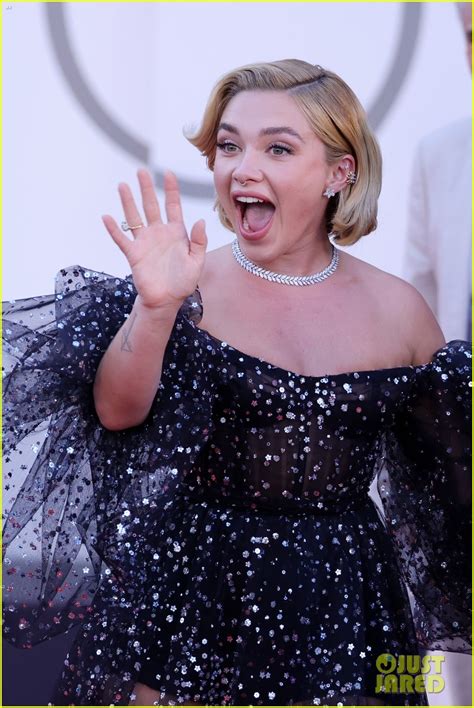 Photo Florence Pugh Stylist Instagram Caption Photo Just Jared Entertainment News