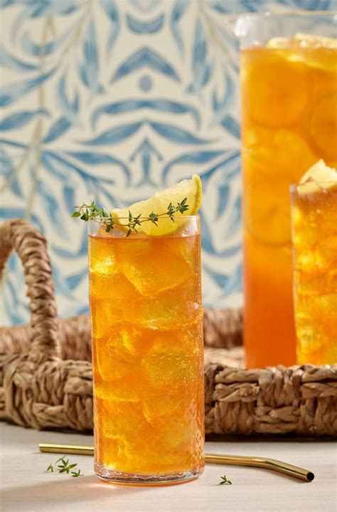 Iced Tea Cocktail (Hard Iced Tea Recipe) | OHLQ.com