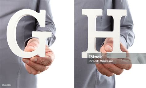 알파벳 분리에서 문자 G와 H를 들고 손 3차원 형태에 대한 스톡 사진 및 기타 이미지 3차원 형태 개념 개념과 주제