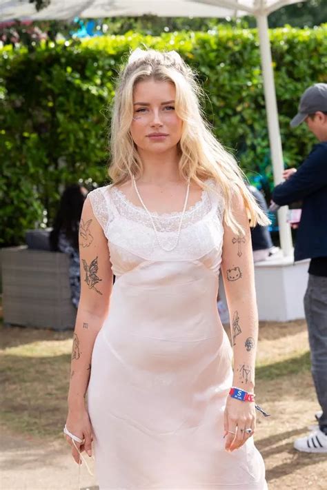 Lottie Moss Confirms Romance With Charming Celebs Go Dating Co Star