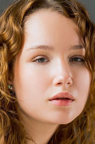 Kat Meyer Model Profile