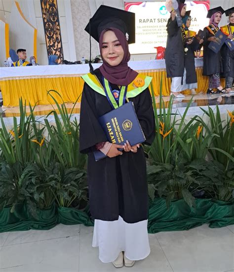 Raih IPK 3,99, Shofa’ Nur Amirah Khairiyah Jadi Wisudawan Terbaik Universitas Halu Oleo (UHO ...