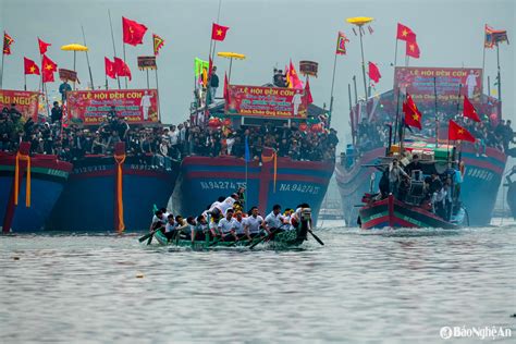 Lễ Hội Đền Cờn Năm 2025 Sôi động Với Chạy ói đua Thuyền