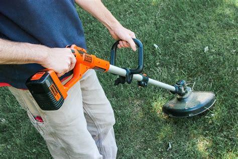 How To Use A String Trimmer Like A Pro SmuGG BuGG