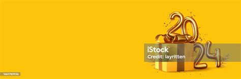 2024 새해 복 많이 받으세요 현실적인 선물 상자 황금 금속 번호입니다 3d는 금색 금속 기호 및 텍스트 문자를 렌더링합니다 파티 2024를 축하합니다 크리스마스 포스터