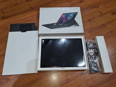 Microsoft Surface Pro With Type Cover Black Computers Tech Laptops Notebooks On Carousell