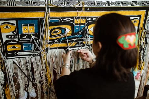 Chilkat Weaver Lily Hope Weaving Chilkat Robe Work In Progress Pacific Northwest Art Haida