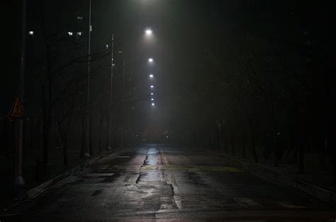 비오는 밤 동네 분위기 소니 Talk