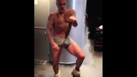 Bulto Gianluca Vacchi