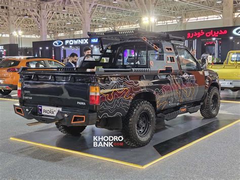 بررسی پادرا پلاس اسپرت زامیاد در نمایشگاه تحول صنعت خودرو 1403 عکس
