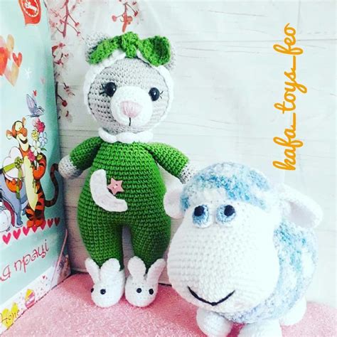 Кошечка в пижамке и барашка крючком амигуруми | Feos