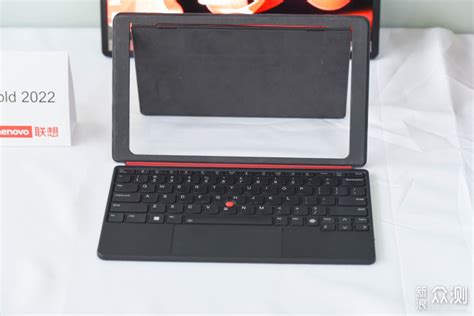 Thinkpad X1 Fold 2022真机上手：值不值得买 原创 新浪众测