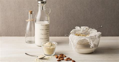 아몬드 두유부터 쌀 음료까지마시는 식물성 대체 우유 주목