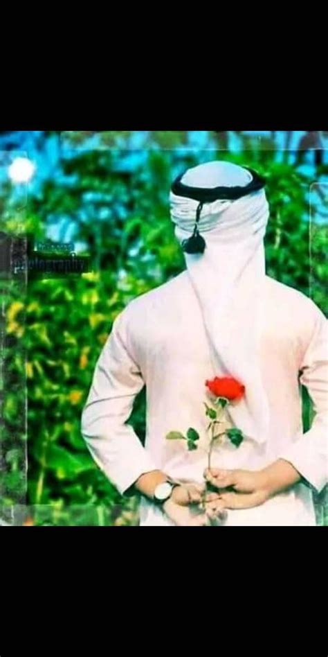 হুজুর হুজুরনী ও মাদরাসার ছাত্র ছাত্রীদের আড্ডা