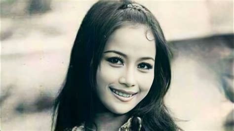 កន្សែងសូត្រ និង បទ៖ ពន្លកស្នេហ៍ជ័យអន ច្រៀងដោយ៖ លោក ស៊ីន ស៊ីសាមុត និងអ្នកស្រីរស់សេរីសុទ្ធា