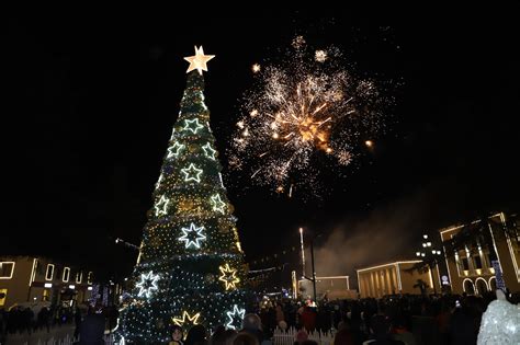საახალწლო ნაძვის ხის ანთების ღონისძიება მარტვილის მუნიციპალიტეტი