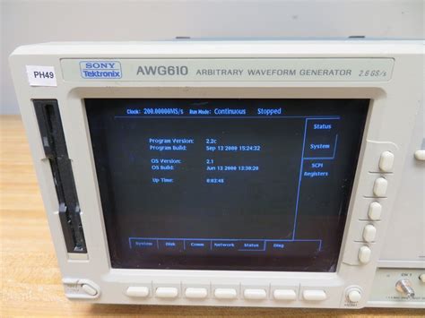 Tektronix Awg610 Arbitrary Waveform Generator Ph49 Bullseye Calibration