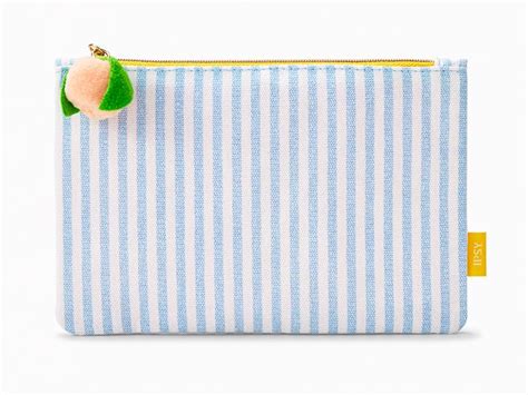 Personalized Monthly Makeup And Beauty Sample Subscription Ipsy