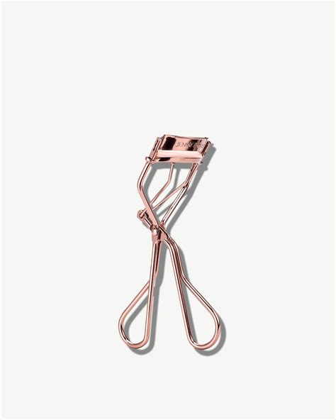 The Big Reveal Eyelash Curler For Hooded And Deep Set Eyes Credo