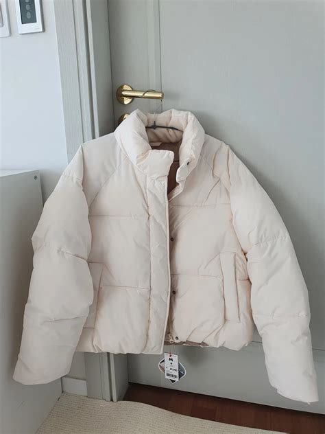 스파오 숏패딩 파스텔 푸퍼 새제품 당근 중고거래