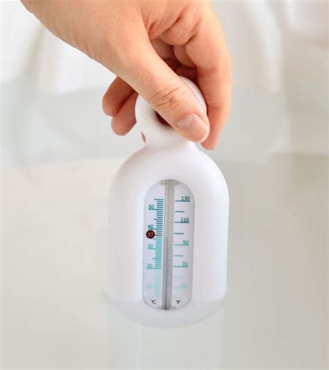 What Is The Safe And Right Temperature For Baby Bath DADZ COM