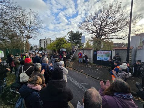 Une évidence à Ormesson Sur Marne Le Timbre Hommage à Jean D