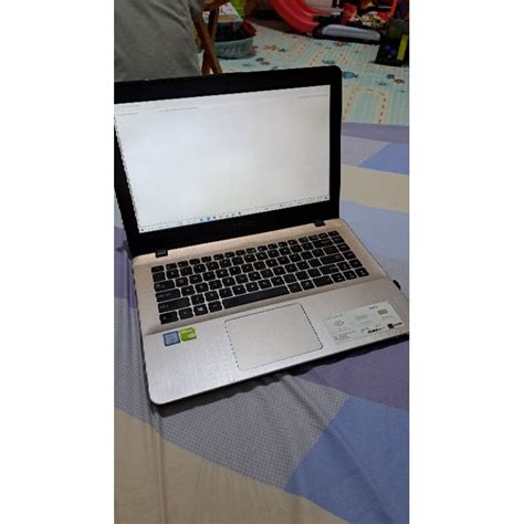 Jual Laptop Asus Vivobook A U Silver Second Shopee Indonesia