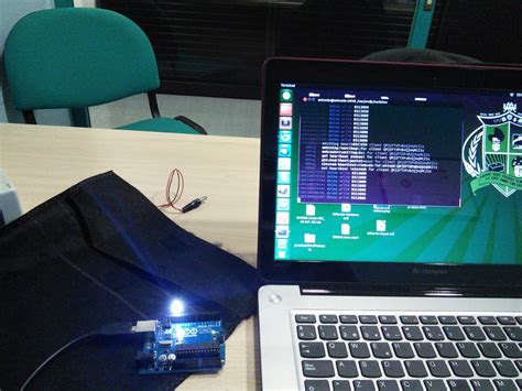 Hi World En Arduino Con Nodejs Y Blog Escola Espai