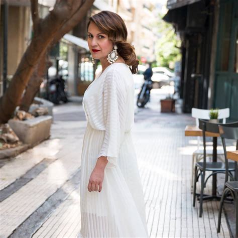 Βιβλιοχαρτοπωλείο Παπακωνσταντίνου ΤΟ ΧΡΙΣΤΟΥΓΕΝΝΙΑΤΙΚΟ ΓΟΥΡΟΥΝΑΚΙ ΤΖ Κ ΡΟΟΥΛΙΝΓΚ Ο Γου