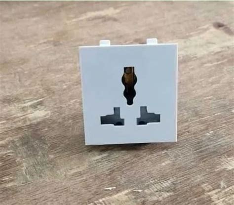 13a Universal Socket Modular At ₹ 50 Piece Universal Socket In New Delhi Id 2855453064188