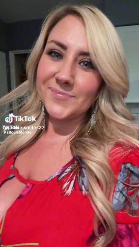 Video Tagged With Cougar Maturesexy Blond Beauty Thecougarhunter