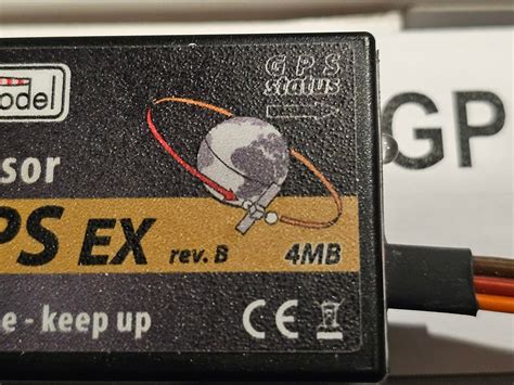 Jeti ใส่หน่วยความจำมา 4 Mb เวลาติดตั้งต้องให้ถูกตำแหน่งโดยให้หันส่วนป้ายขึ้น และลูกศรให้หันไป