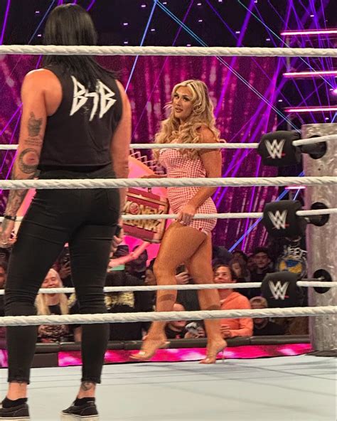 Tiffany Strattons Feet