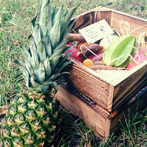 Fructo Фрукти а тим паче незвичні екзотичні фрукти це дуже приємний подарунок але варто