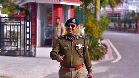 Iit Graduate To Ips Officer A Look At Uttarakhand Dgp Ashok Kumars