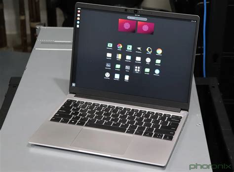 Phoronix Framework 13 With Amd Ryzen 7040 Series Makes For A Great Linux Laptop Image