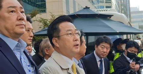 野 檢 민주당사 압색에 국감 중단 10시 긴급 의총