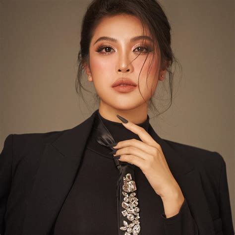 Tee Sẽ Lên Cho Em 1 Cặp Chân Mày Boy Si Tình Gặp Boy Out Trình